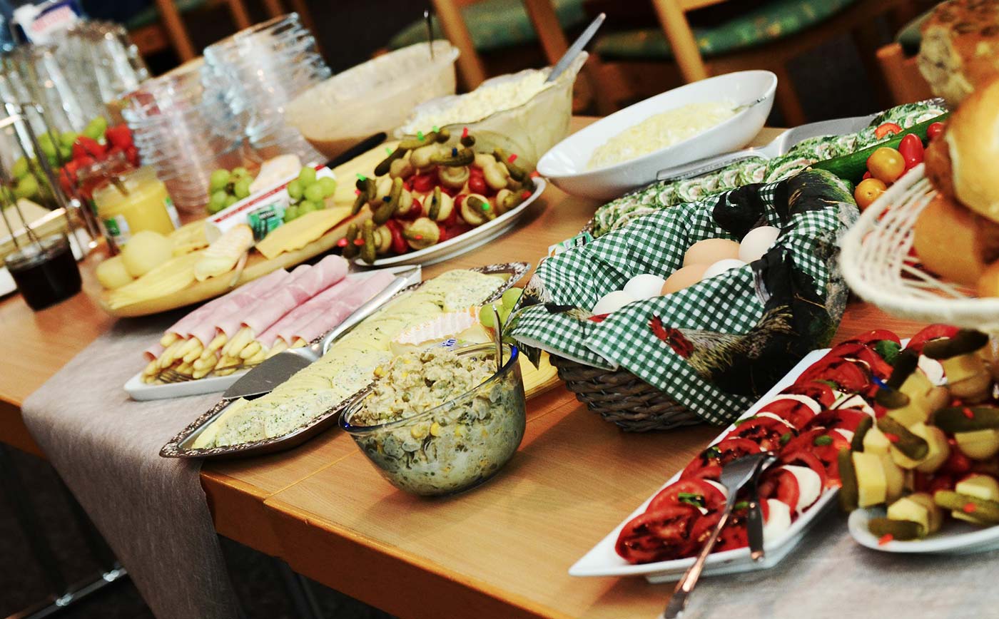 5 TIPS FOR POTLUCK SUCCESS